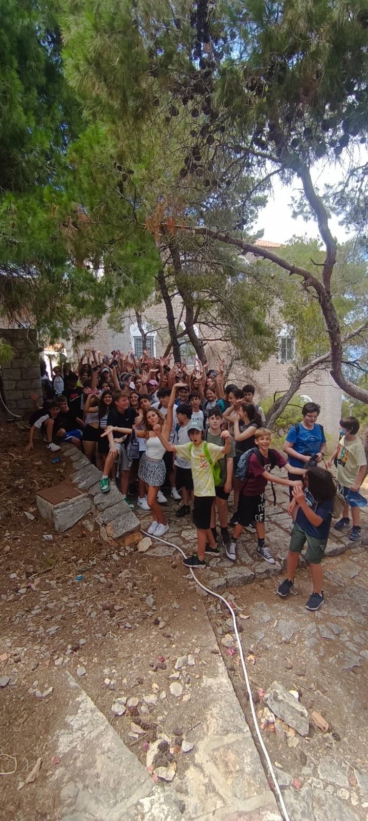 ΕΚΔΡΟΜΗ ΣΤΗΝ ΥΔΡΑ ΚΑΙ ΣΤΗΝ ΑΙΓΙΝΑ