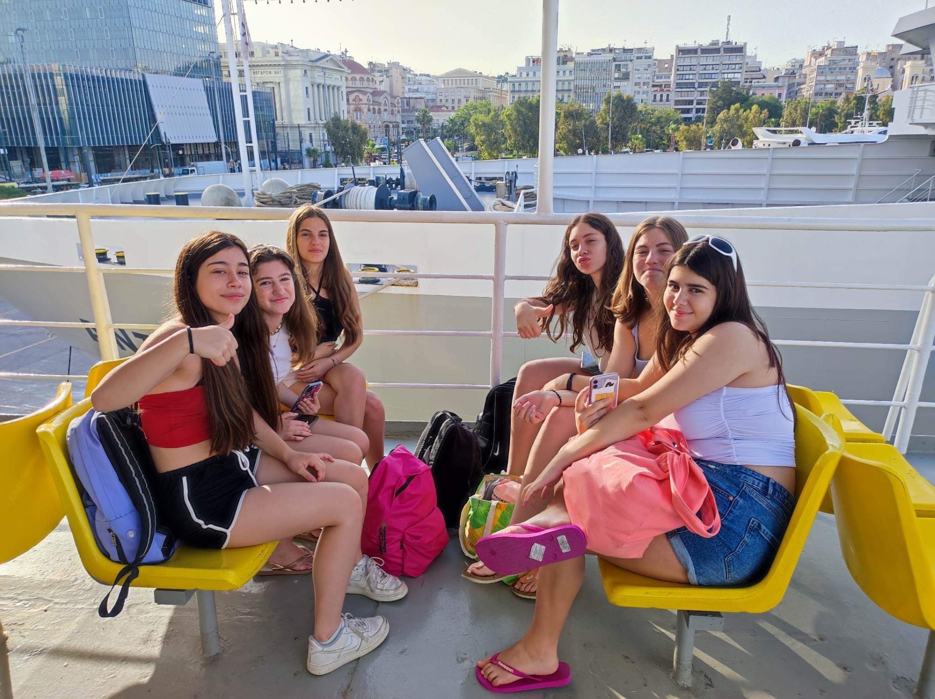 ΕΚΔΡΟΜΗ ΣΤΗΝ ΥΔΡΑ ΚΑΙ ΣΤΗΝ ΑΙΓΙΝΑ