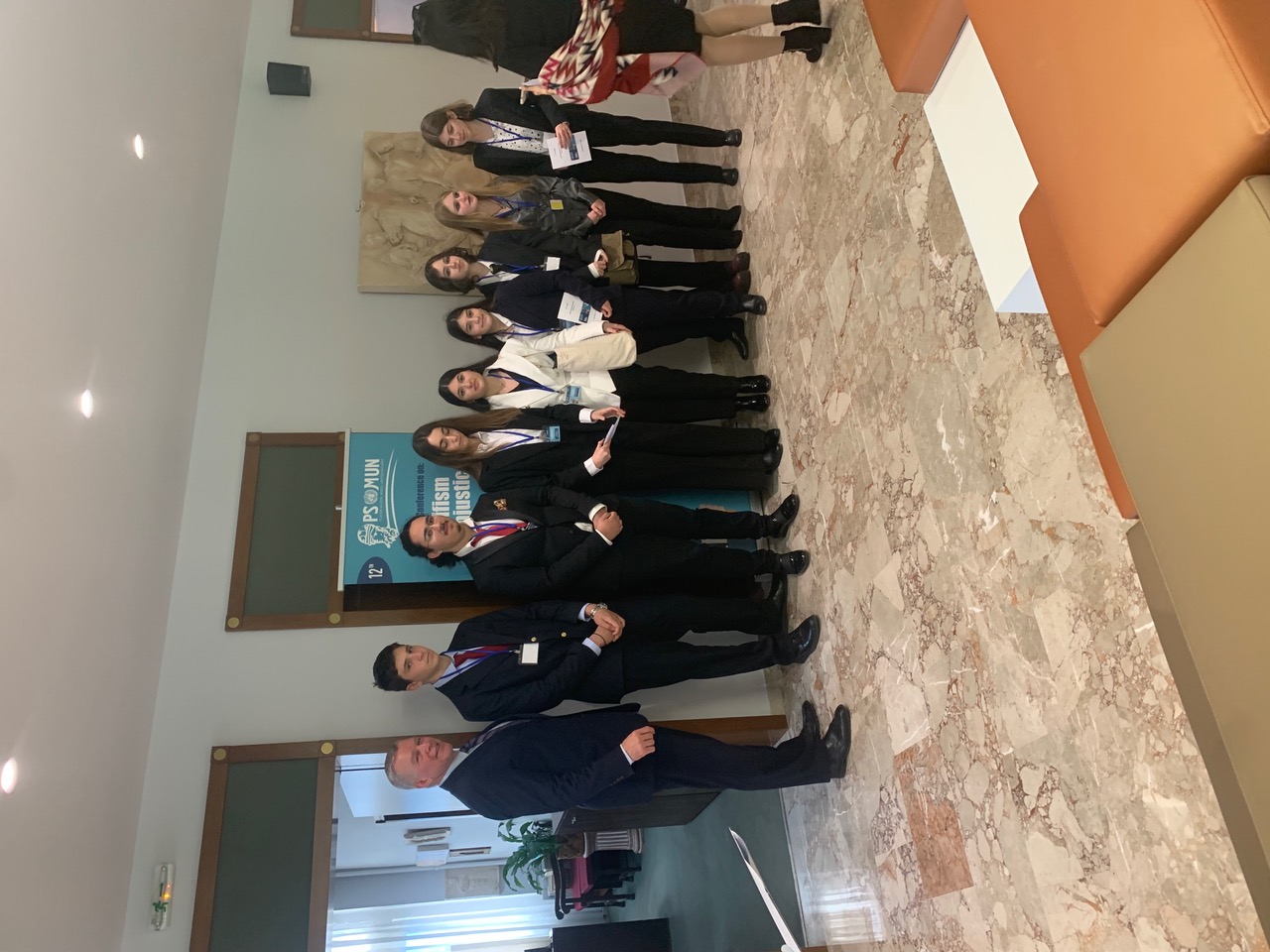 ΓΥΜΝΑΣΙΟ - ΛΥΚΕΙΟ: Ursuline Model United Nations Club