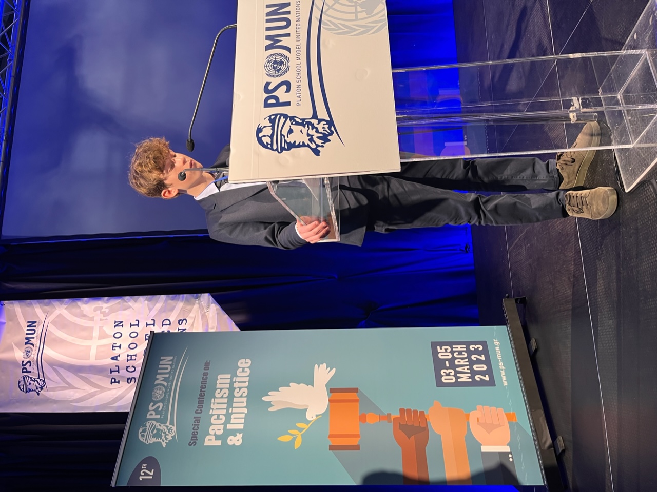 ΓΥΜΝΑΣΙΟ - ΛΥΚΕΙΟ: Ursuline Model United Nations Club